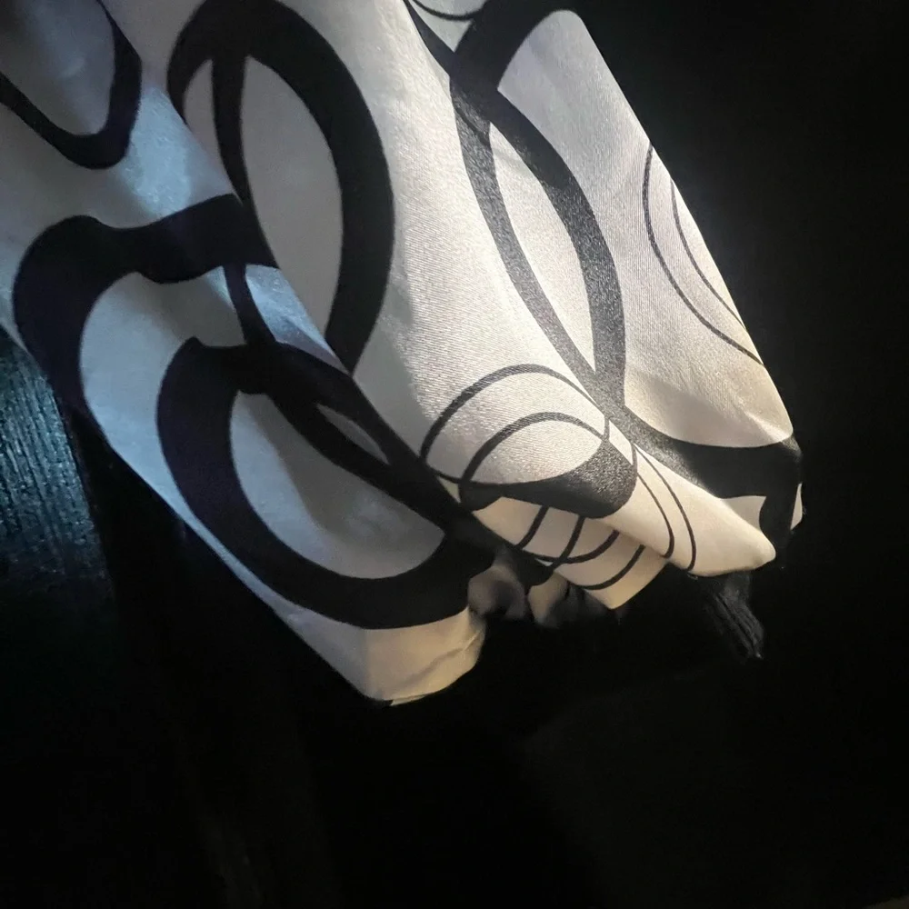 Tops | Black And White Patterned Blouse | Poshmark